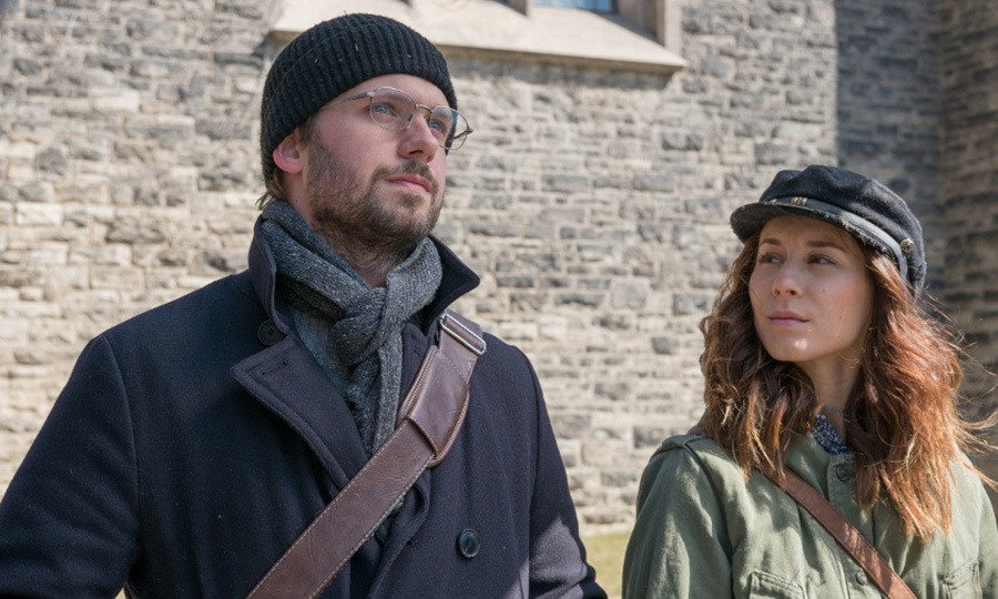 searching for intelligent life in the universe Clara - Frank Movie Reviews